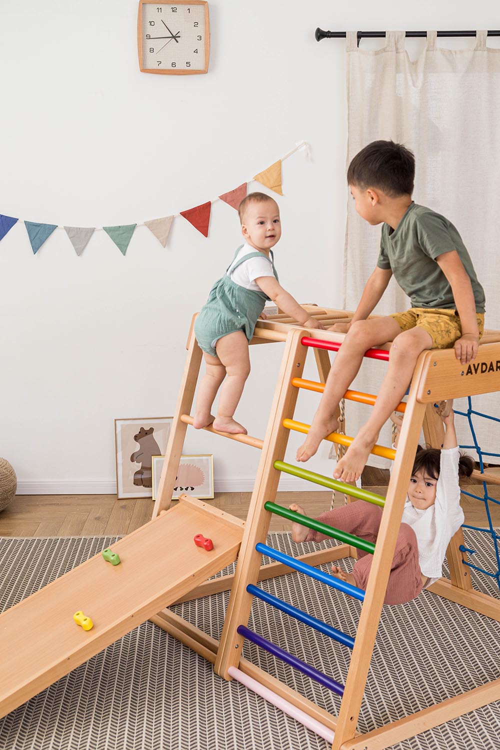 Rainbow Beechwood Activity Gym – AVDAR